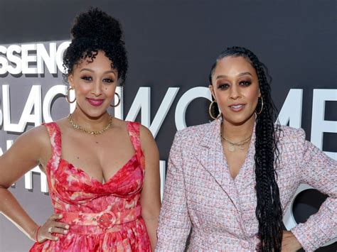 Tia Mowry Revealed Shes Not Close With Twin Tamera Mowry Details