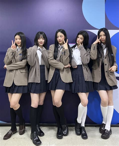 blip 뉴진스 단체사진 모음