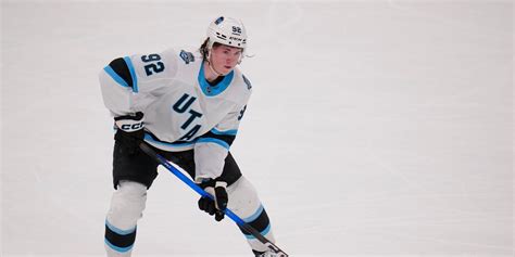 Cooley Has Goal And Assist Utah Gets 4 Power Play Scores In 5 3 Win