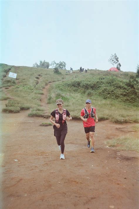 걱정 없는 건강 건강한 건강한 생활 균형 근육 기쁨 기술 단체 스포츠 달리는 달리다 되튐 라이프스타일 러닝화 레저 레져 활동 레크리에이션