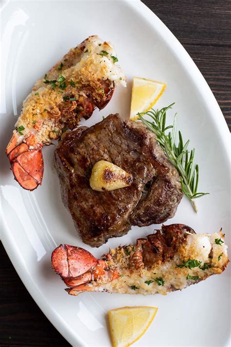 Lobster And Steak 6 Oz Flos Filet® With 4 Oz Lobster Tail Lunch