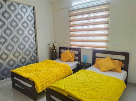 Helloworld Carla Pg In Kadubeesanahalli Near Bsr Paradise Rd