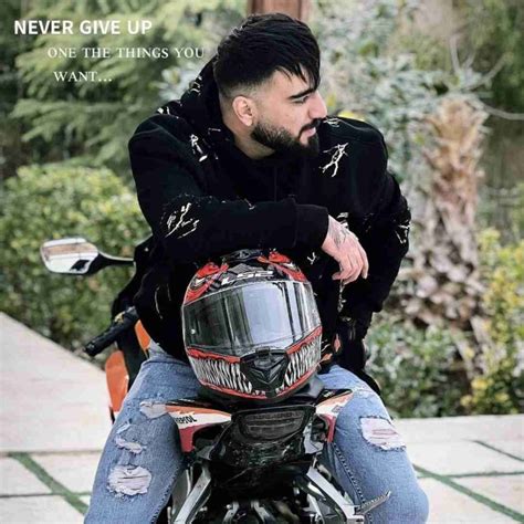 دانلود آهنگ دریا اولین عشق مرا بردی از نیما چهرازی کیفیت 320 با متن آهنگ ایرانی آهنگ ایرانی