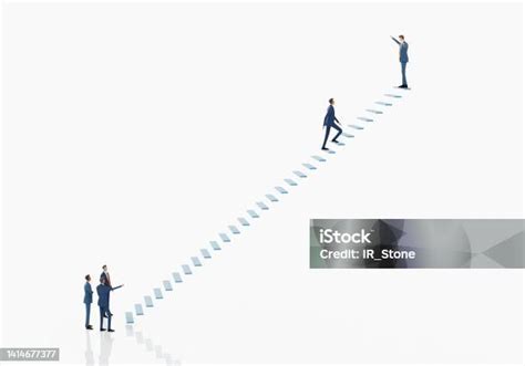 성공의 길 계단을 오르는 성공적인 사업가 목표 달성 경력 만들기 전문 성장 은행 투자 자문 돈 개념 만들기 3d 렌더링 그림 개념에 대한 스톡 사진 및 기타 이미지 Istock