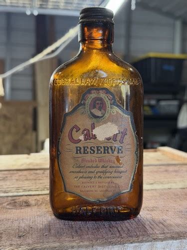 Calvert Reserve Post Prohibition Half Pint Whiskey Bottle Ebay