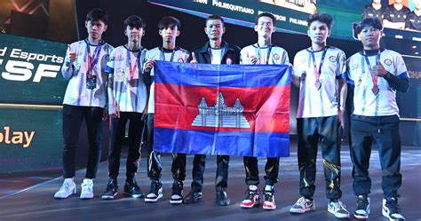 ក្រុមអេឡិចត្រូនិកកម្ពុជាដណ្តើមបានលេខ៣ ក្នុងព្រឹត្តិការណ៍អាស៊ី ក្រសួងព័ត៌មាន