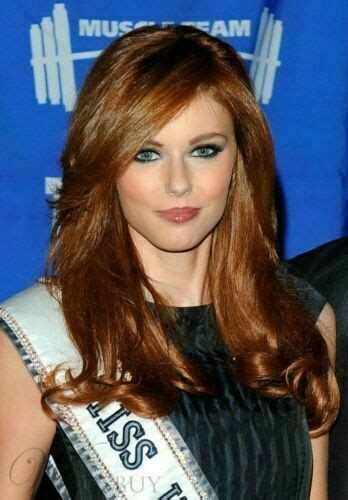 Pin On Holeechit Beautiful Redhead