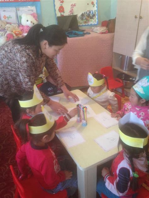 Эх ба төл мал сэдвээр Хангай сумын хүүхдийн цэцэрлэг