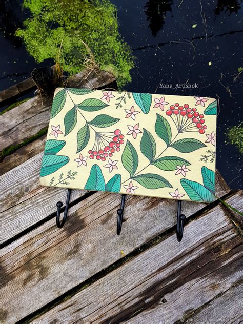 Ключница деревянная Вешалка настенная для одежды Вешалка деревянная купить в интернет магазине