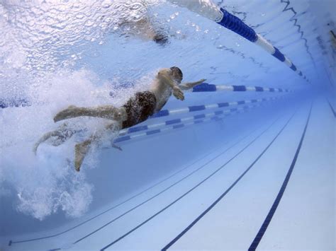 Lap Pool Swimming Etiquette The Basic Rules Of Sharing Lanes At The Pool SportTracks