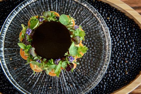 Изысканная кухня и вино Кемпински Отель Гранд Арена Банско