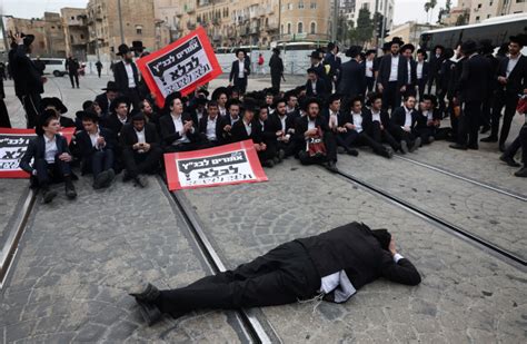 Idf To Issue Thousands Of Draft Noticed To Israels Ultra Orthodox Jews