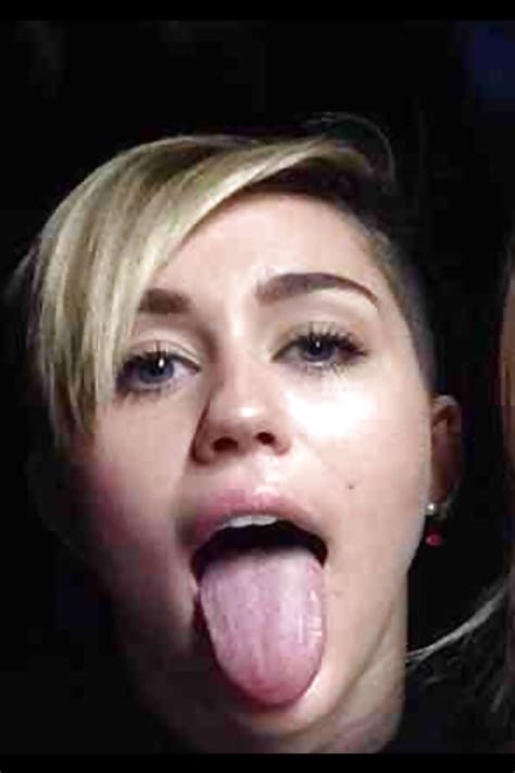 Miley Cyrus Porn Pictures Xxx Photos Sex Images 1245562 Pictoa