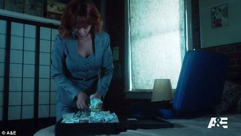 Rihanna Could Not Bear To Watch Her Bates Motel Sex Scene Daily Mail