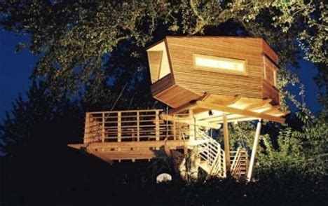 Modern Tree Living Creative Treehouse Designs And Plans Designs