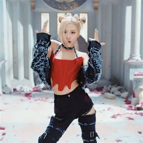 Pink Venom Dance