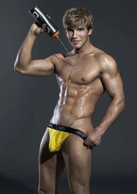 Photo Bulging Men Page 11 Lpsg