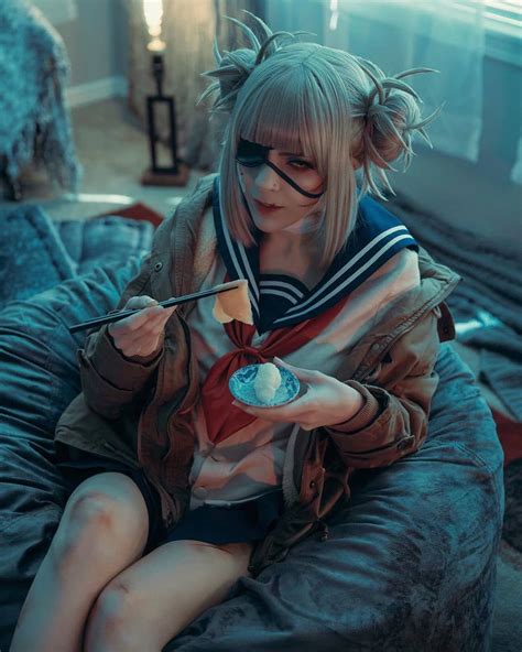 2410 Me Gusta 8 Comentarios Cosplayboom En Instagram Himiko