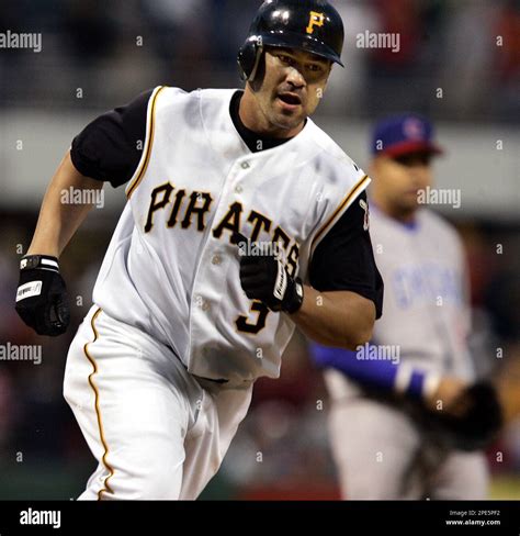 Pittsburgh Pirates Rob Mackowiak 3 Rounds Third Past Chicago Cubs