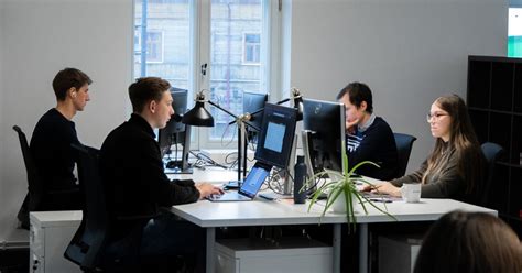 📝 Check Out Our Latest Blog Article To Discover The Differences Between Inhouse Outsourced And