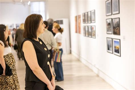 ქუთაისის ️ქუთაისში დავით კაკაბაძის სახელობის სახვითი ხელოვნების გალერეაში თანამედროვე