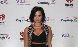 Demi Lovato Shares Heartfelt Thoughts On Dealing With Addiction Daily Mail Online
