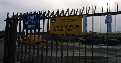 i wonder if there s a safety at work ends here sign in the other side