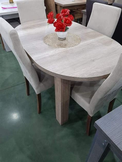 სამზარეულოს მაგიდები ოვალური და ოთკუთხედი მოდელები ასევე არის სხვადასხვა ზომებში გვაქვს