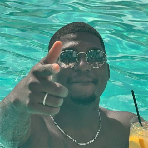 Cameron Collins Cameroncm • Threads Say More