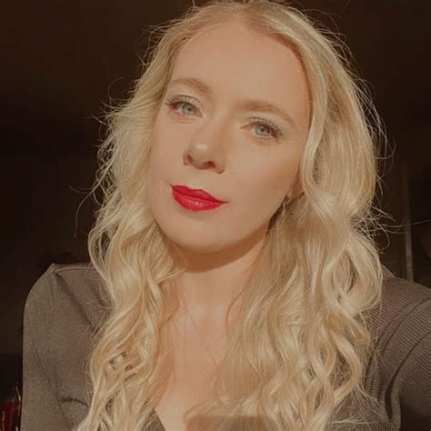 Kim Capstick Kimcapstick • Threads Say More