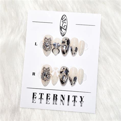 오픈특가 💍웨딩 수제네일팁 네일팁 화이트 네일 에이블리