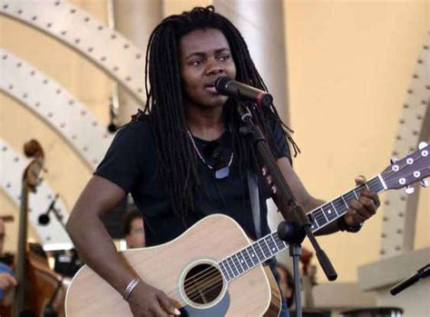 Tracy Chapmans Life And Career In Pictures