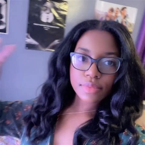 Xo Layla Threads Say More