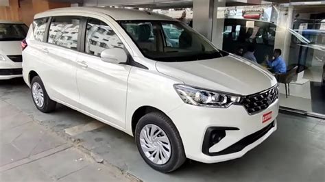 Top 7 Seter Cars स्कॉर्पियो फॉर्च्यूनर या सफारी और हैरियर नहीं बल्कि