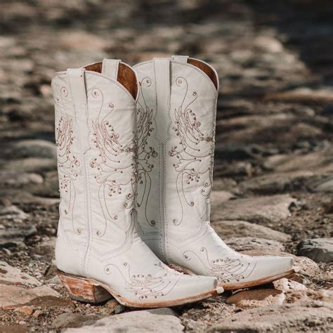 White Western Wedding Boots 60 Photos