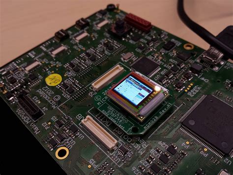 tiny oled screen technawwlogy