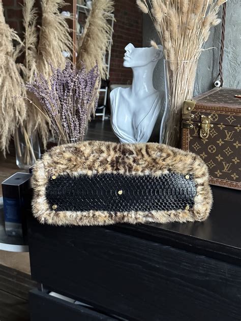 Сумка Versace Medusa из питона и норки купить в Москве за 135 000 руб ...