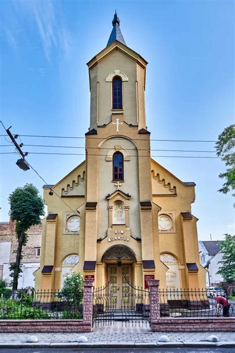 ᐅ Центральна Церква ЄХБ м Івано Франківська Івано Франківськ вулиця Гординського