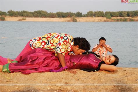 Raamudu Manchi Baaludu