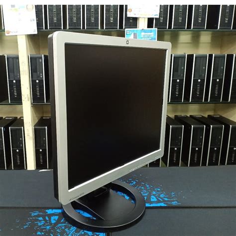 HP Compaq 17 Squared Desktop Monitor LE1711 Computers Tech Parts Accessories Monitor