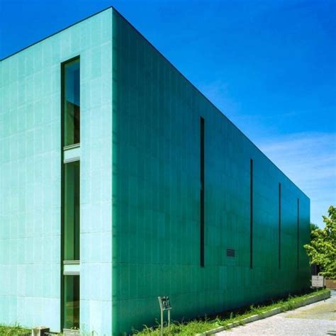 Milk Material Lab Bio Glass Plates From Recycled Glass