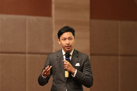 Ega Kurnia Yazid Medium