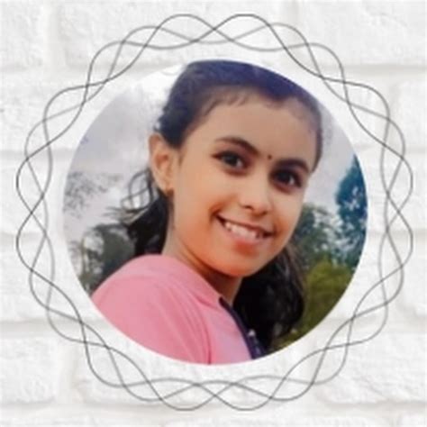 Sreenitha Sreekumar Vlogs Youtube