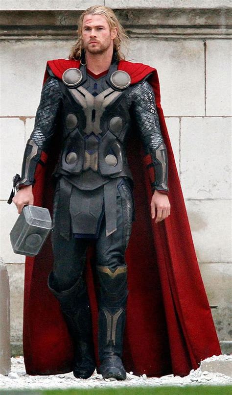 Chris Hemsworth Reventó Los Trajes De Thor Con Sus Músculos