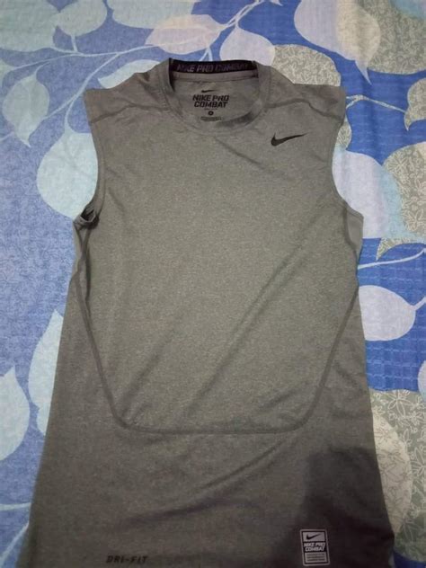 Nike Compression Men S Fashion Activewear On Carousell