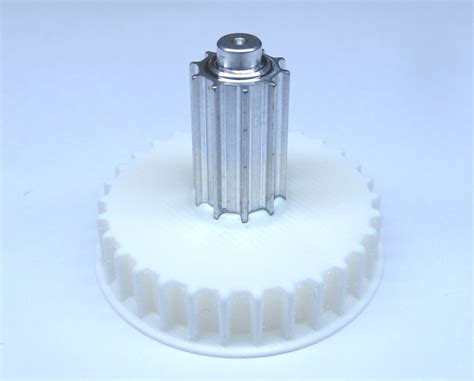 Place The Aluminum Pulley On The 3d Printed Pulley