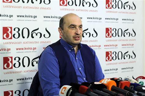 ალერგოლოგ იმუნოლოგი პედიატრი გიორგი კამკამიძე მედიაჰოლდინგ „კვირას“ პრესკლუბში Kvira Ge