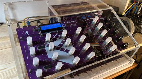 Diy Polyphonic Synth Sings In 8 Part Harmony Hackaday