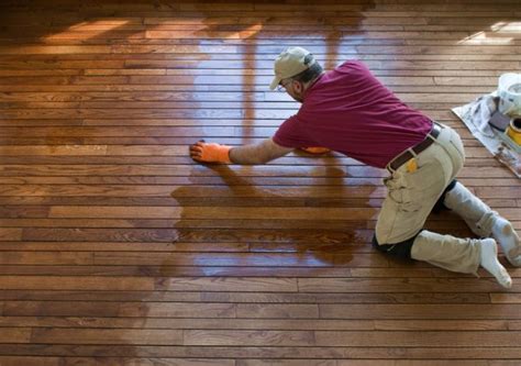 Краска по дереву для внутренних работ без запаха выбор состава