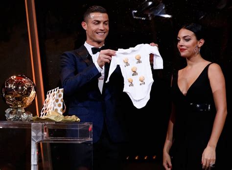 Cristiano Ronaldo Balón De Oro 2017 Golden Ball